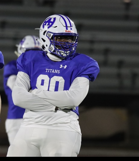 Prospect Season Preview: Class of 2024 DT Adeniken growing into his ...